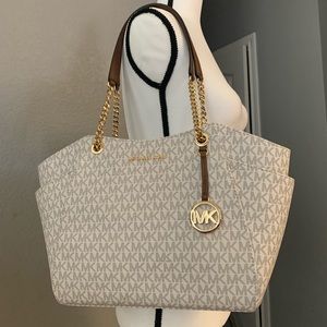 Michael Kors | Bags | New Mk Set Bag Wallet | Poshmark